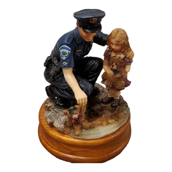 Vanmark | Other | 999 Vanmark Music Box Figurine | Poshmark
